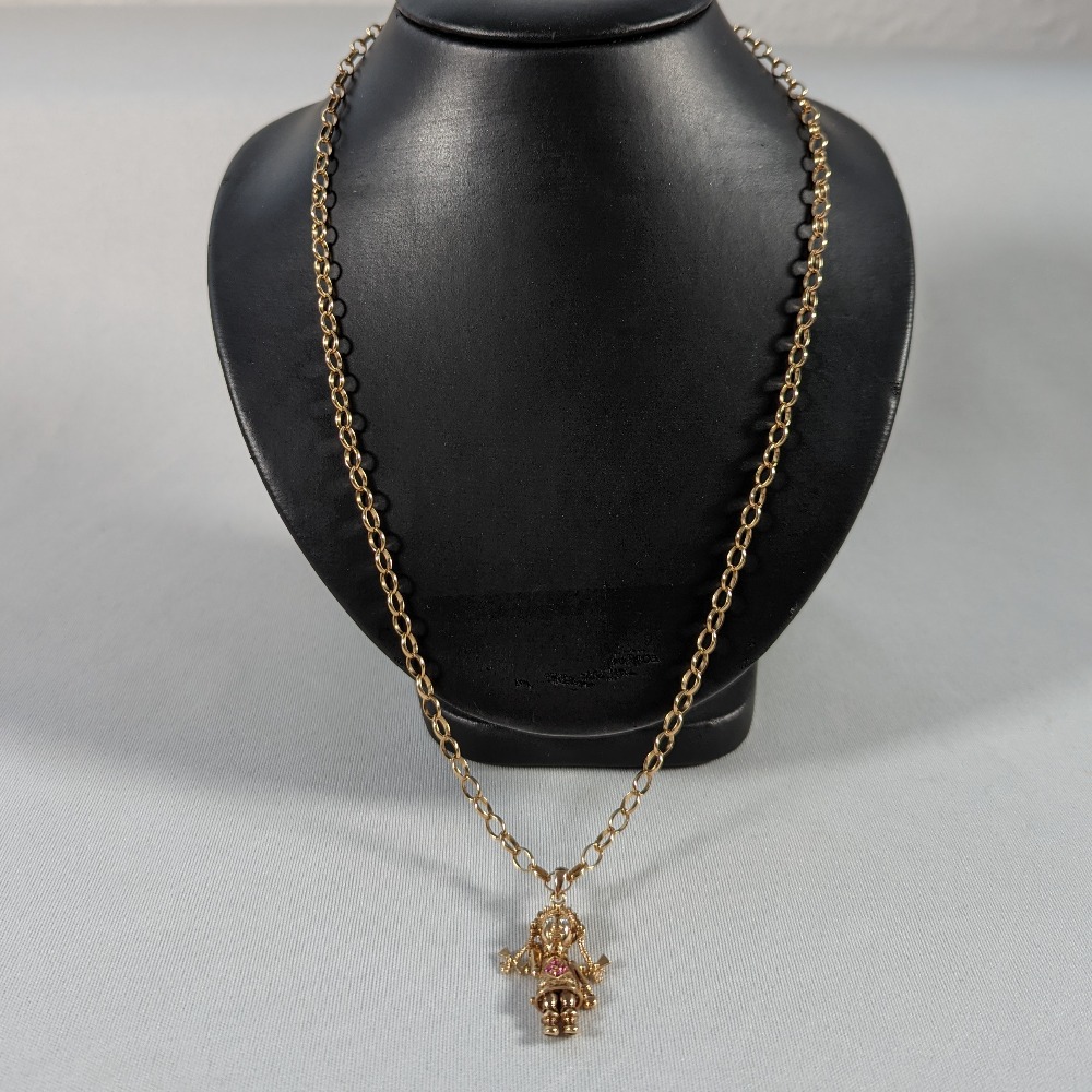 Pre-owned 9ct Yellow Gold Oval Link Chain & A Girl Ragdoll Pendant ...